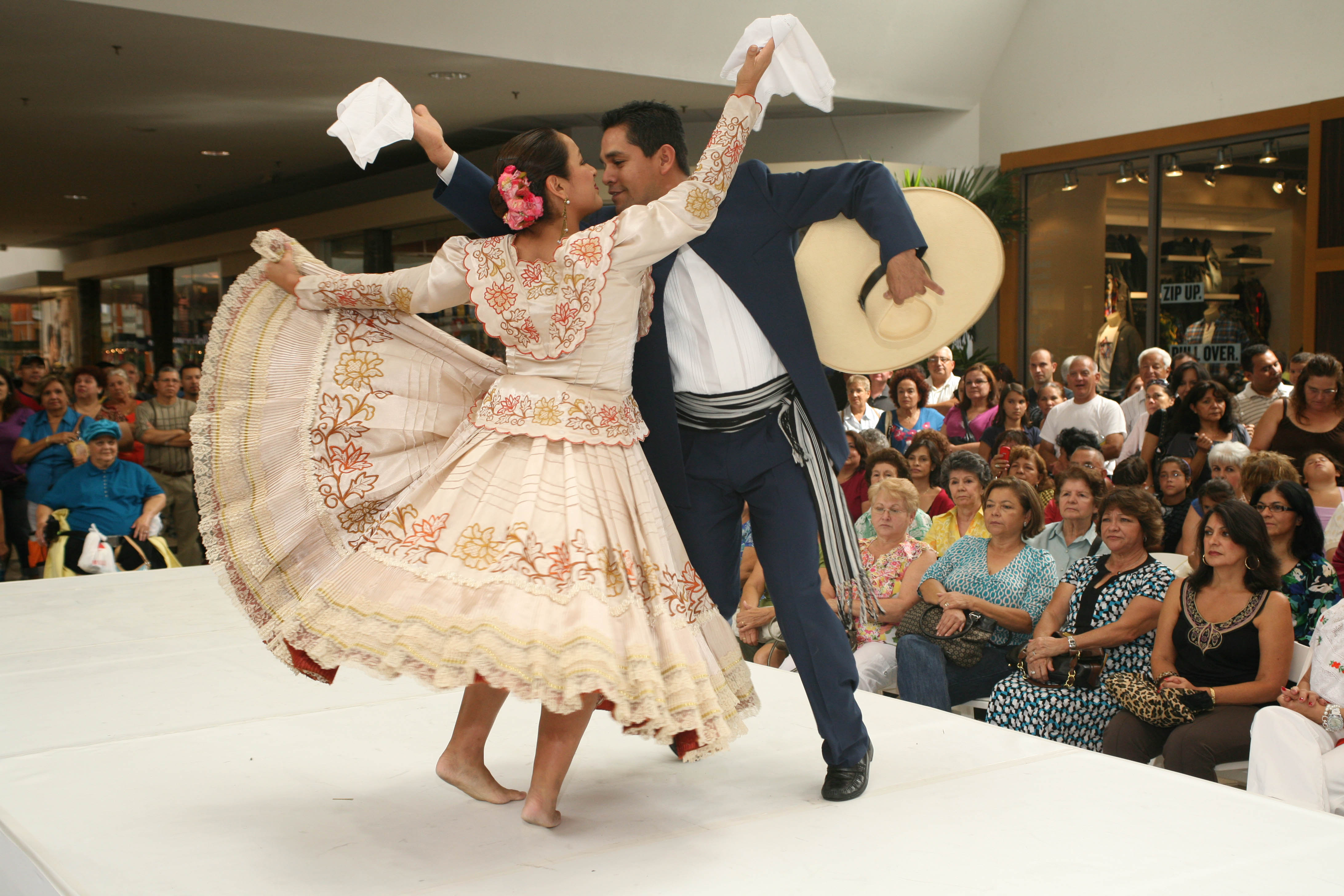 Miami International Mall Honors South Florida’s Cultural Diversity at ...