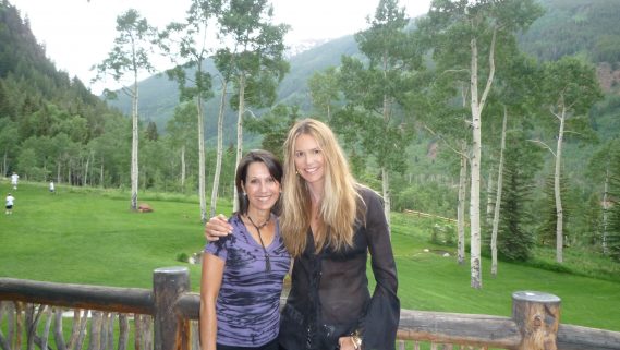 ROBIN LEVINSON, CO-OWNER OF LEVINSON JEWELERS, WITH ELLE MACPHERSON AT ...