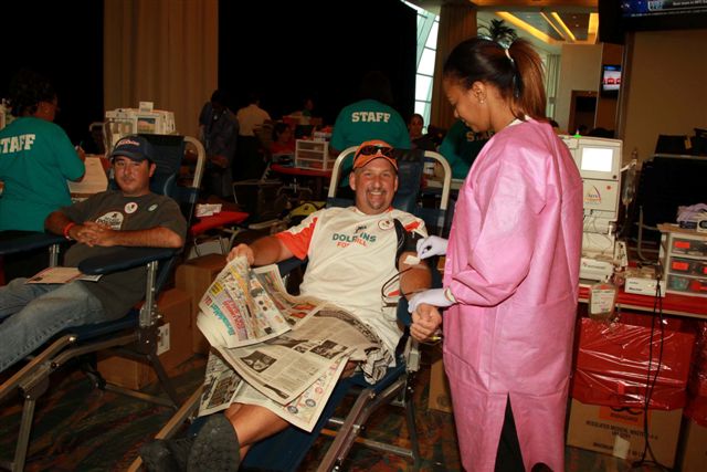 MIAMI DOLPHINS PARTNER WITH FLORIDA’S BLOOD CENTERS ON ONE OF THE ...