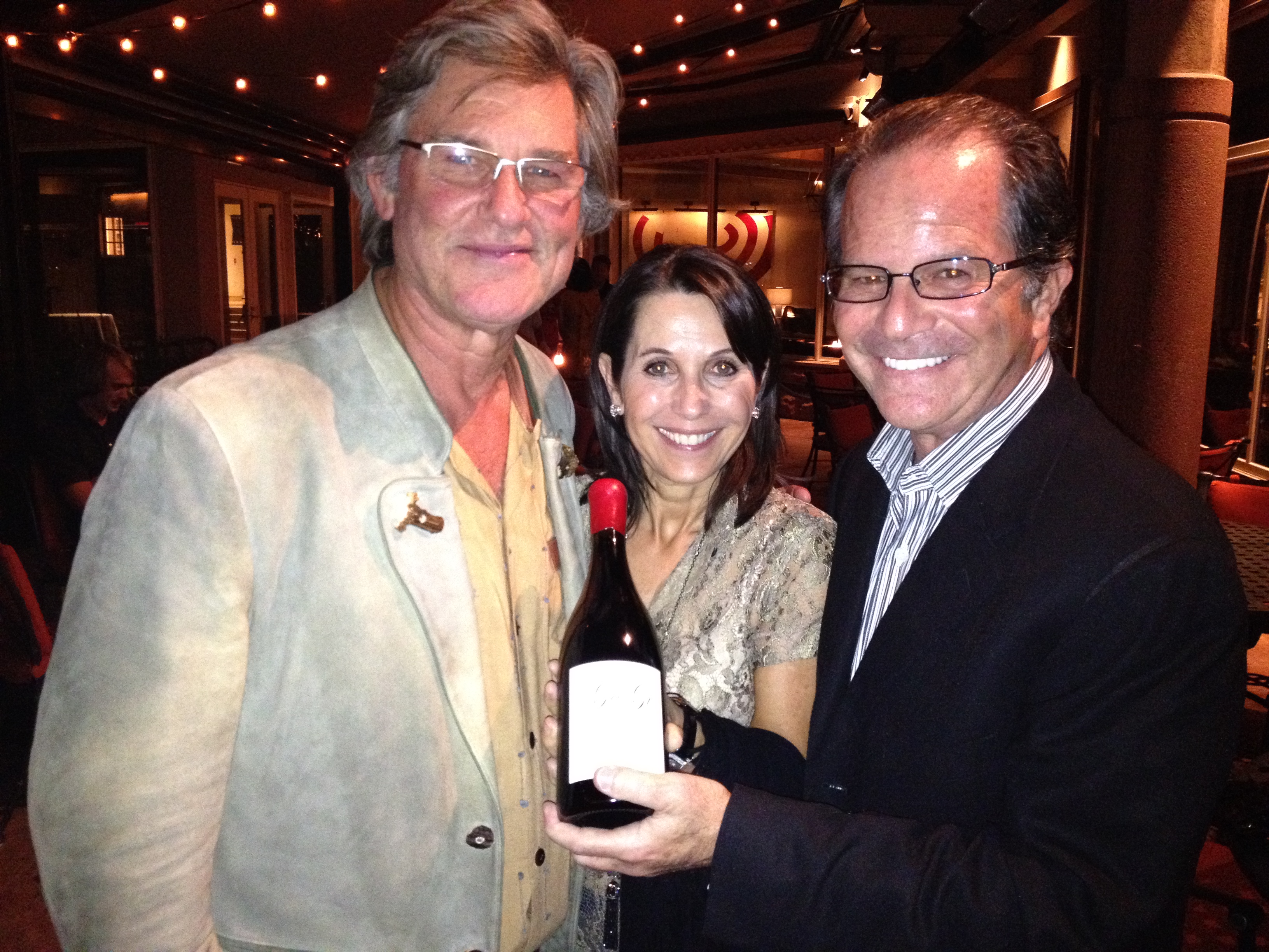 MOVIE STAR KURT RUSSELL WITH ROBIN & MARK LEVINSON AT GREENALICIOUS ...