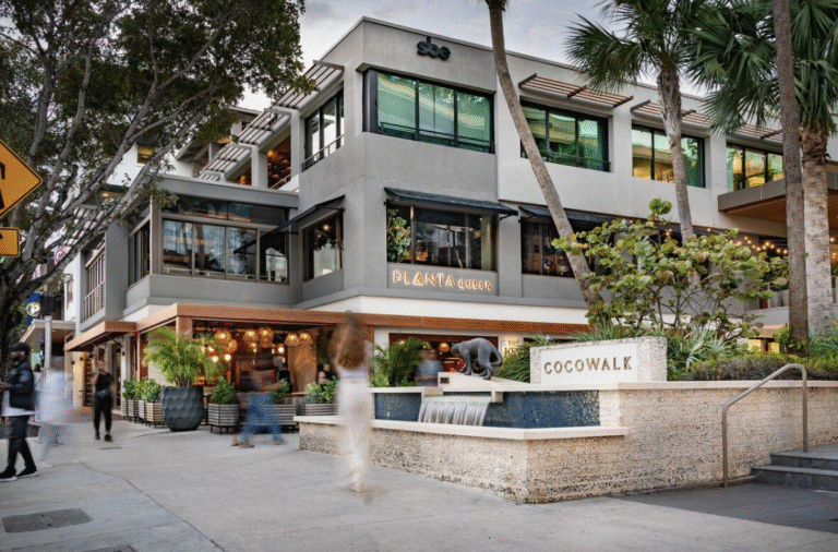 CocoWalk Commemorates the 61st Anniversary of the Coconut Grove Arts ...