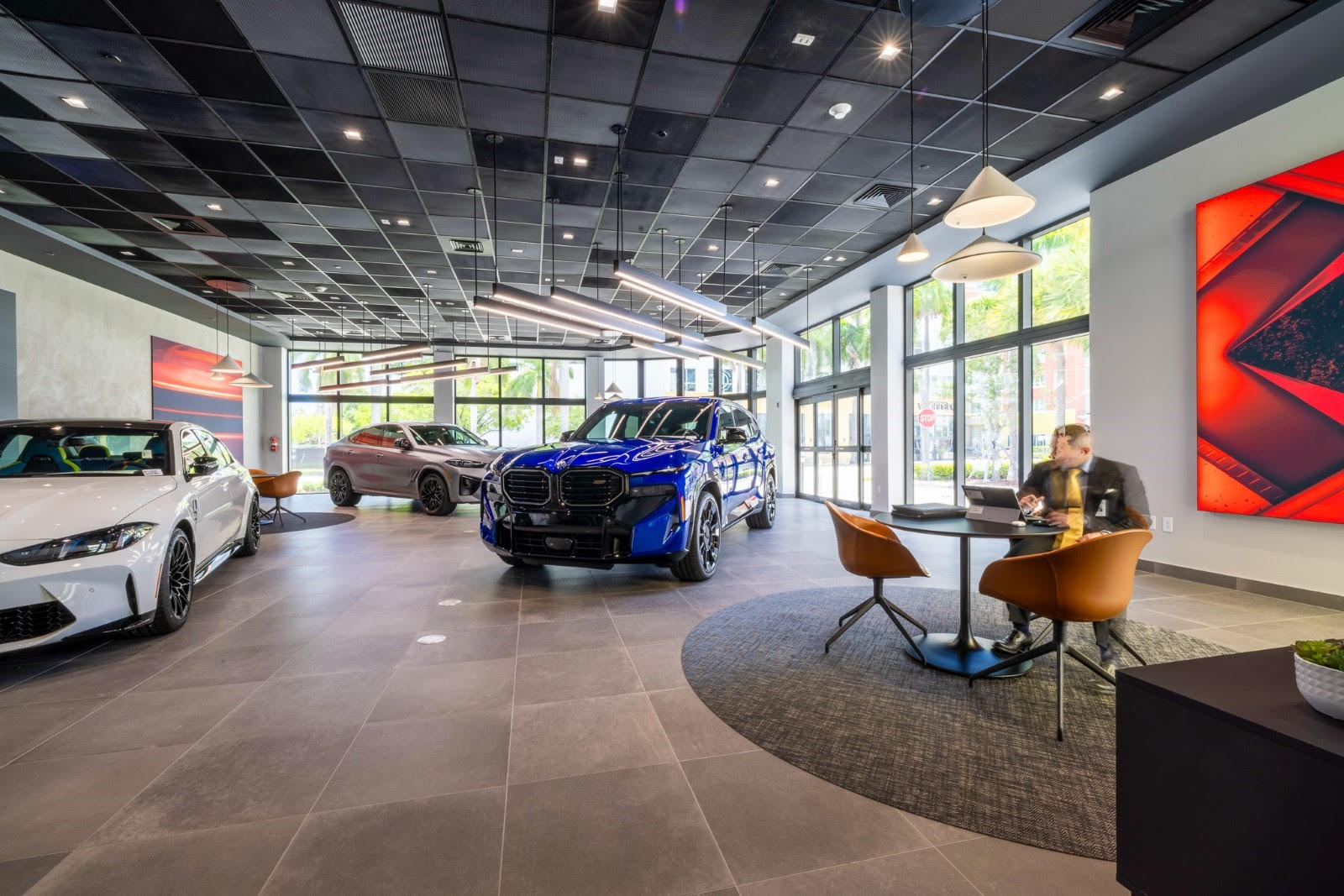 BRAMAN MOTORS DEBUTS BOLD NEW BMW + MINI SHOWROOM – Premier Guide Miami