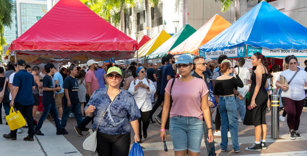 MIAMI BOOK FAIR: Downtown Miami – Premier Guide Miami