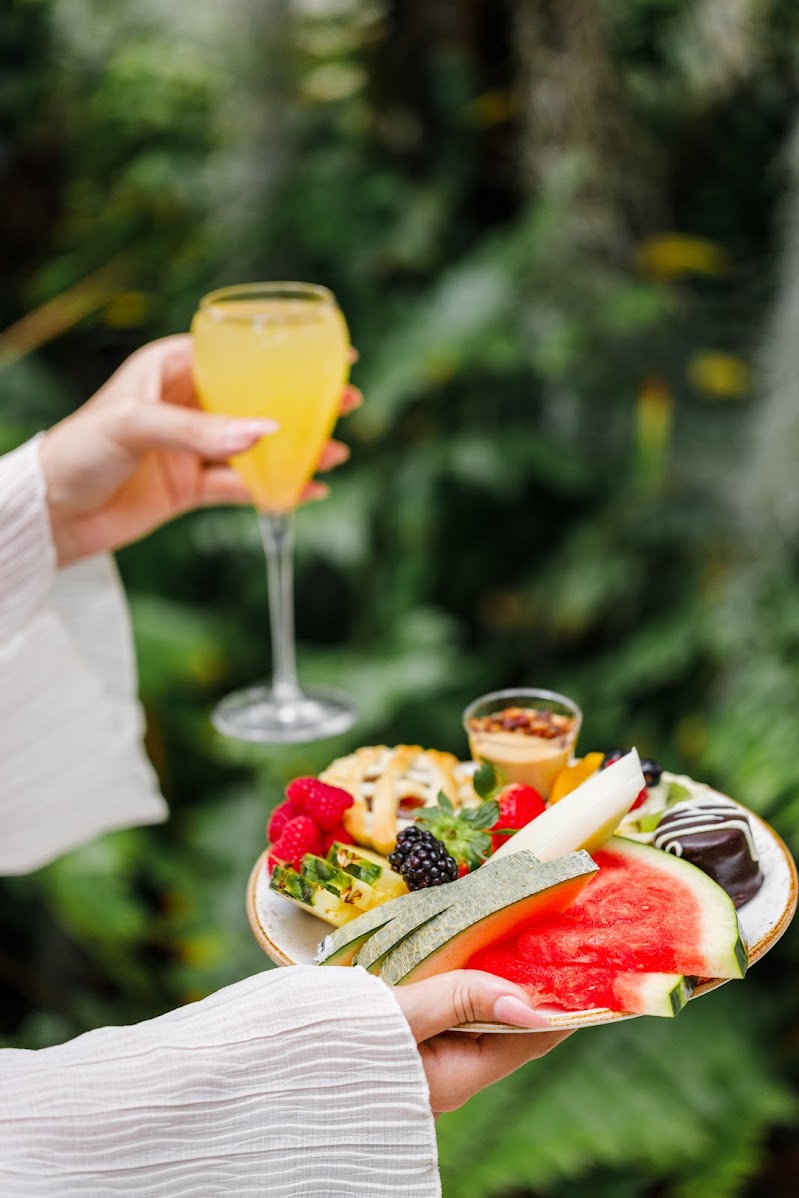 Brunch to the Rhythm of Soluna at Nikki Beach – Premier Guide Miami